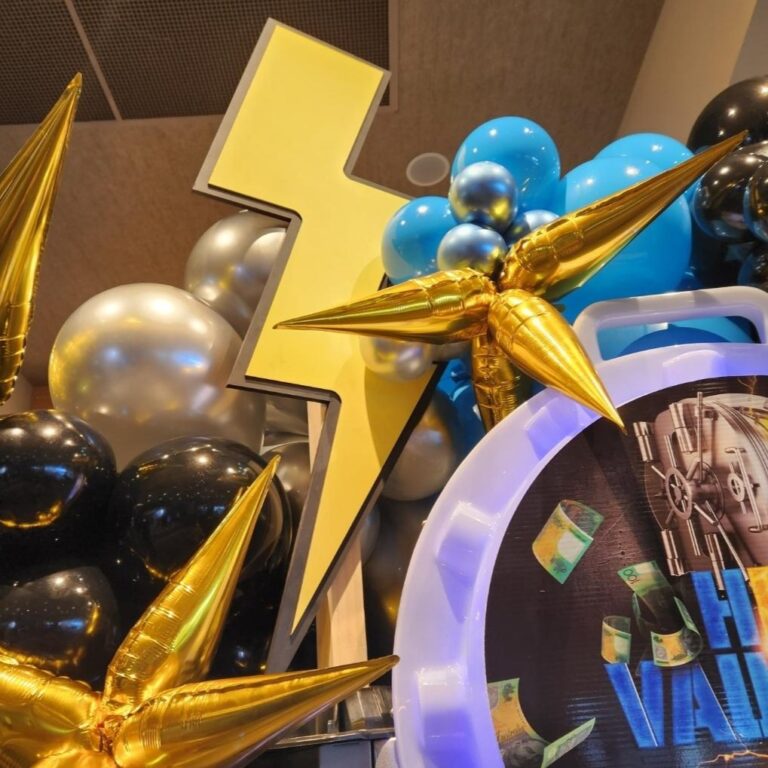 Prop - Lightning Bolt - Platinum Event Hire